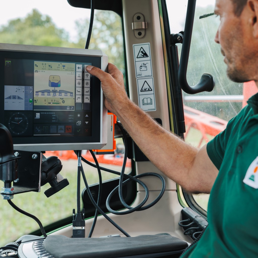 Our innovation areas – from lab to field level - KWS SAAT SE & Co. KGaA